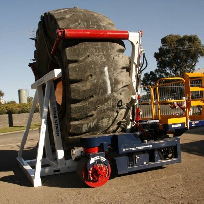 Tyre Stand : Hedweld